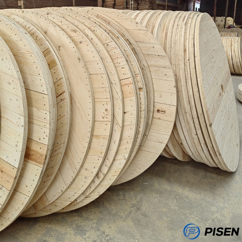 Versatile Wooden Cable Reels for Multiple Cable Types and Industries
